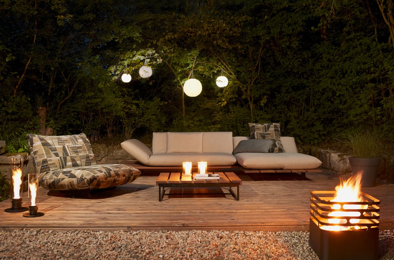 Bullfrog Design - Akito Outdoor